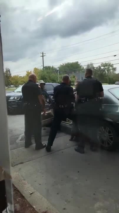 Small guy getting arrested - Coub