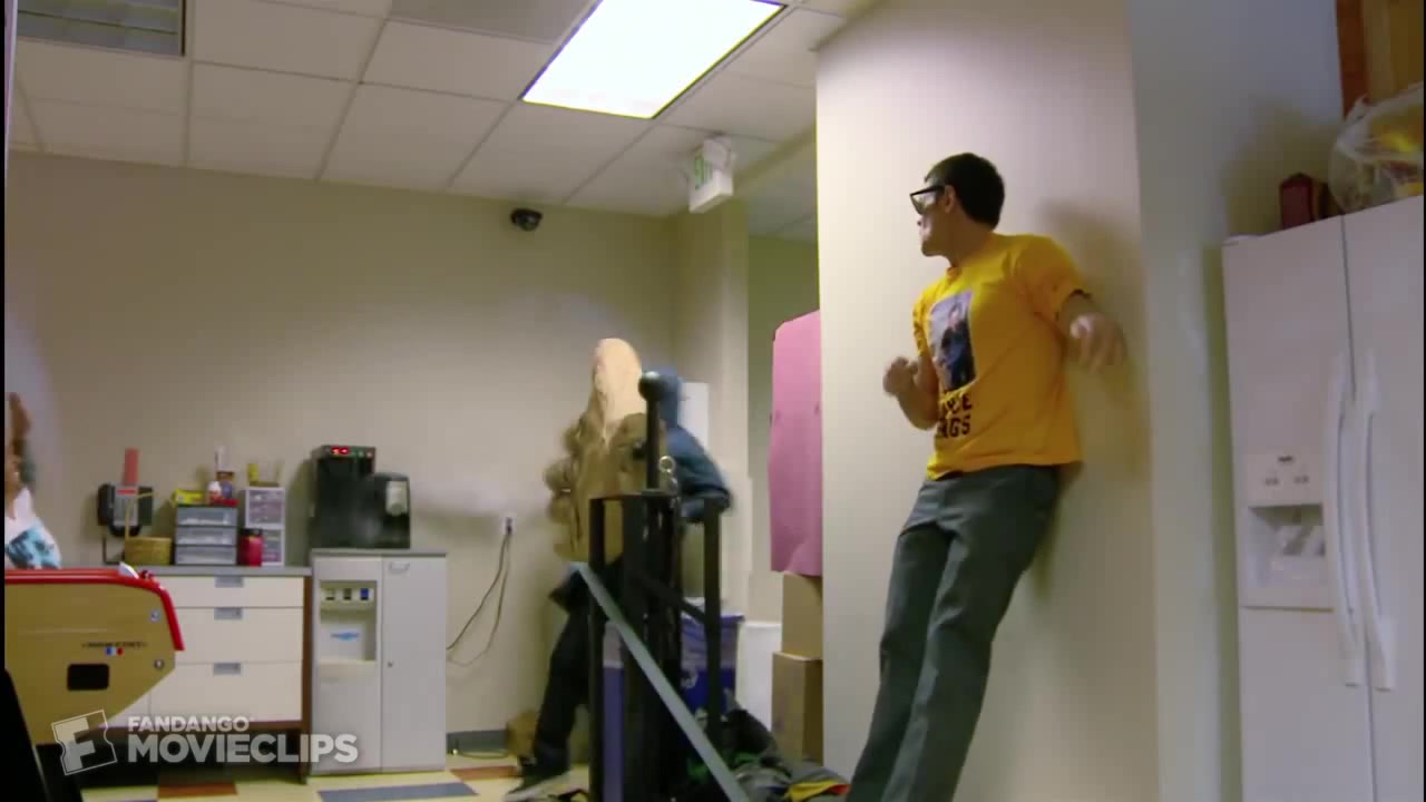 Jackass 3D (2/10) Movie CLIP - High Five (2010) HD - Coub