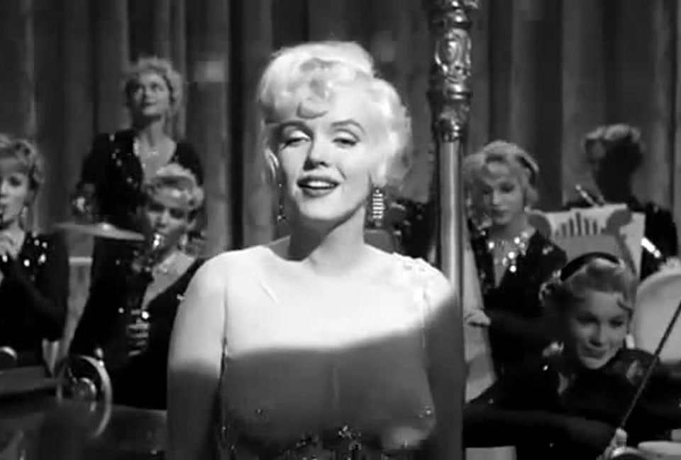 Мерлин Монро (Marilyn Monroe) - I Wanna Be Loved By You (HD) - Coub