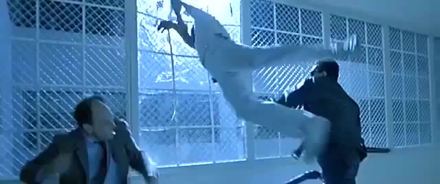 Terminator 2 Sarah Connor Bad ass - Coub