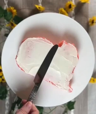 Delicious capybara cake - Coub