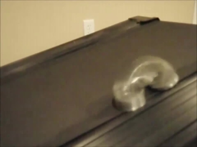 Slinky - Stayin' Alive - Coub