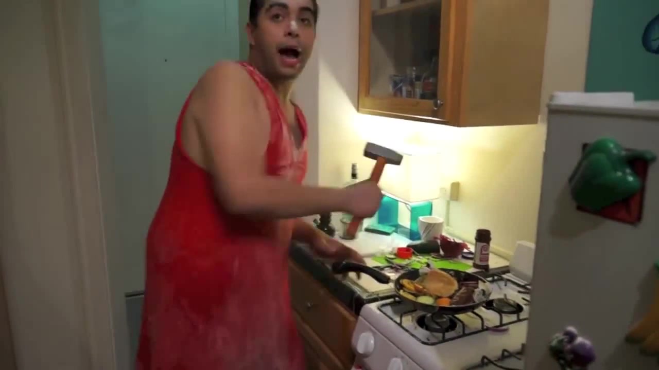 Scared Aunty Fee - Coub