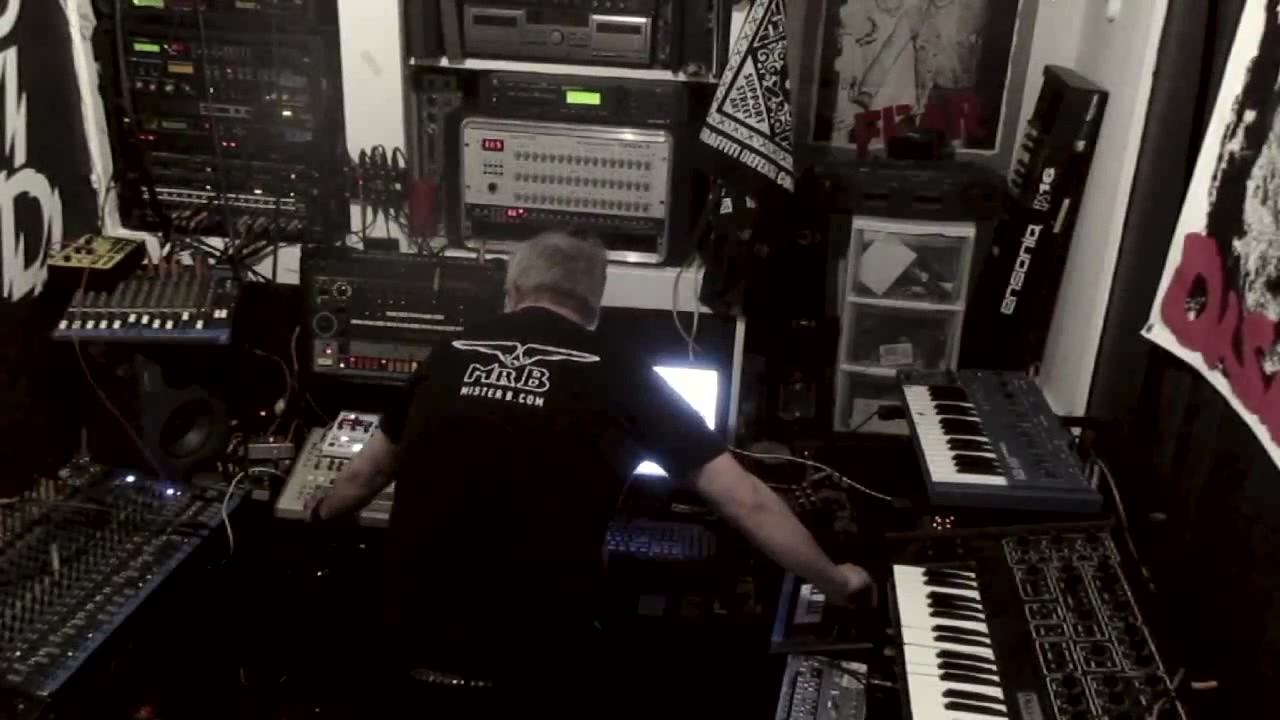 Collin STRANGE - Acid Non Musica - Coub