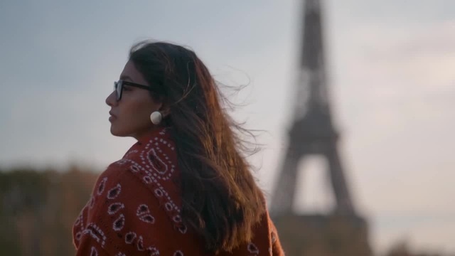 Girl in Paris - Coub