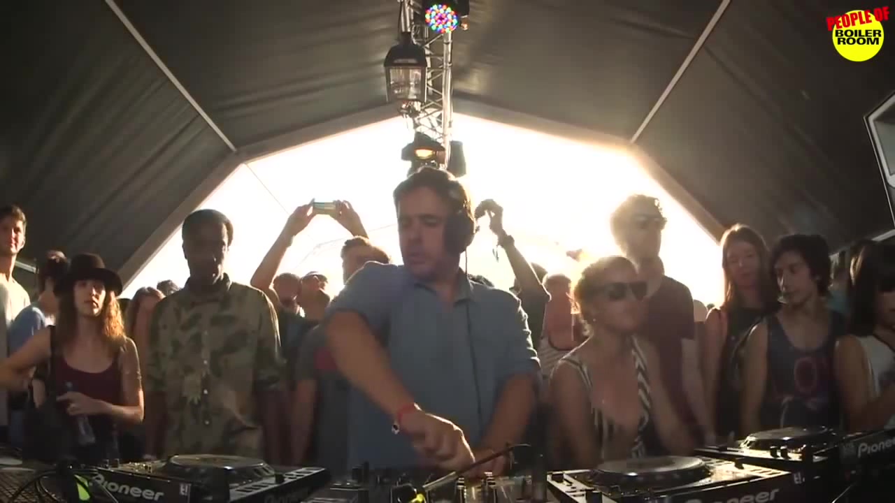 LAURENT GARNIER omg - Coub