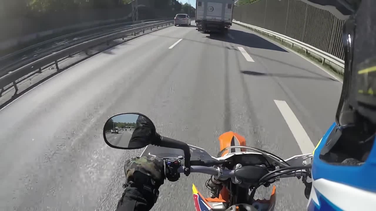 How to save gas on supermoto - Coub