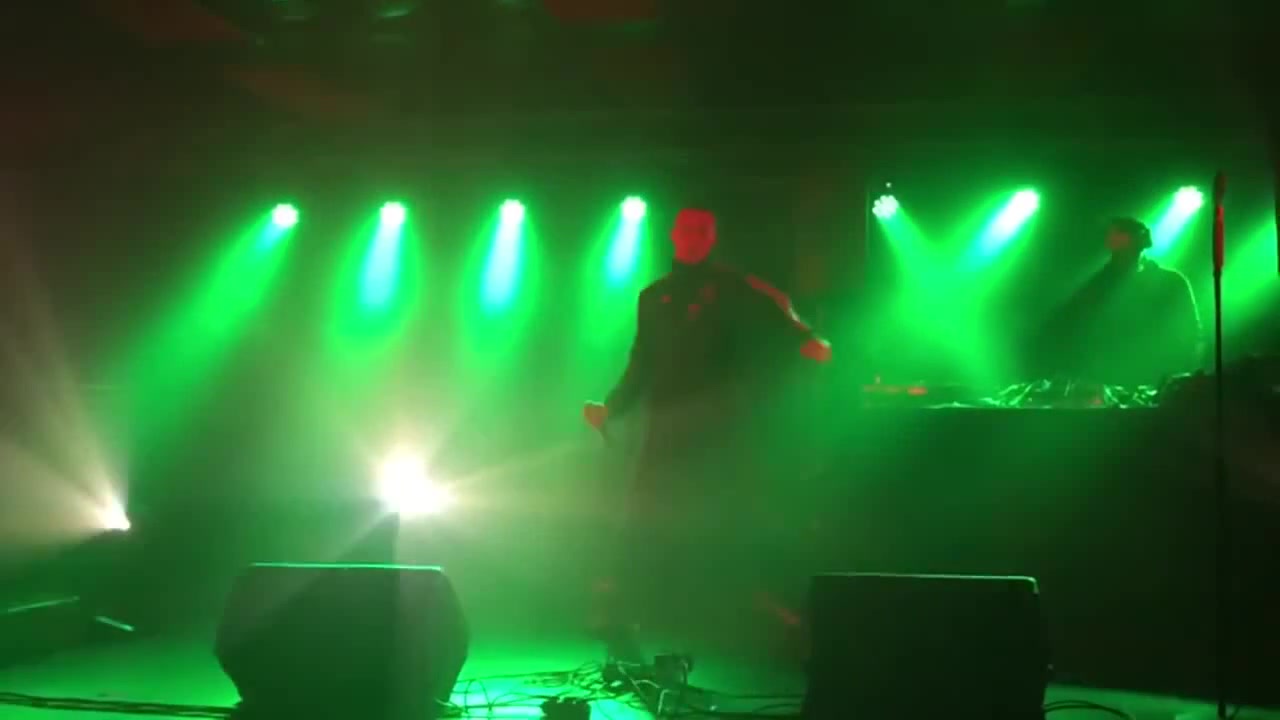 TOMMY CASH THE PROFFESSIONAL RAP SUPERSTAR - Coub