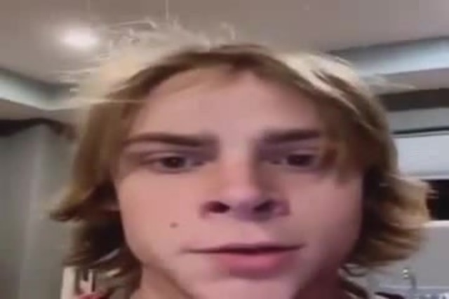 look at this dude - Coub