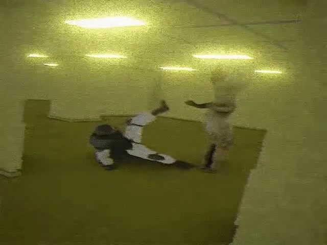 SCP Guard break-dancing - Coub