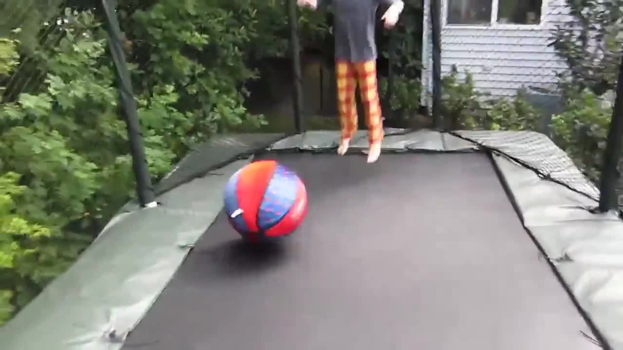 Kid Lands on ball, On Trampoline - Coub