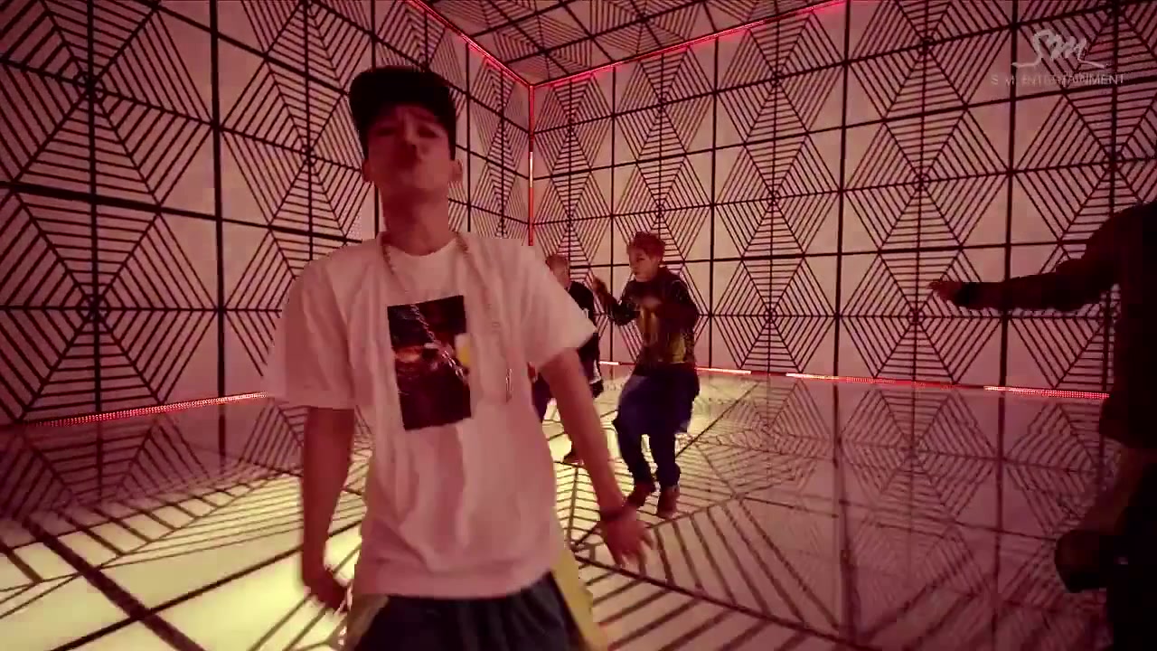 EXO-K_중독(Overdose)_Music Video chen part 2 - Coub