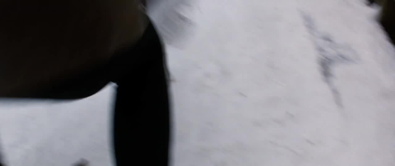 The Long Kiss Goodnight Ice Skating Chase Scene - Coub