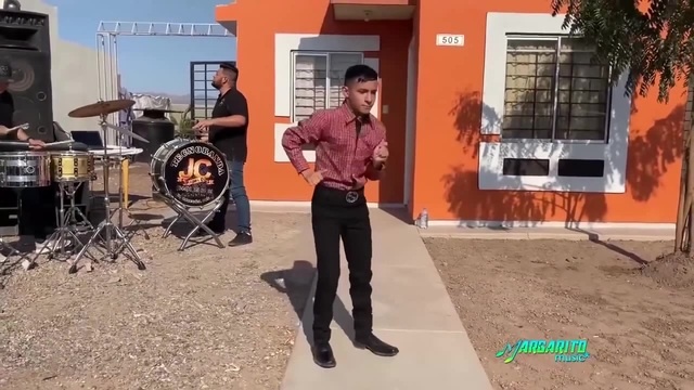 GO IAN! GO IAN! GO IAN! - Coub