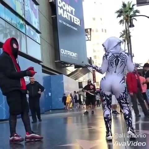 Smack that ass - Coub