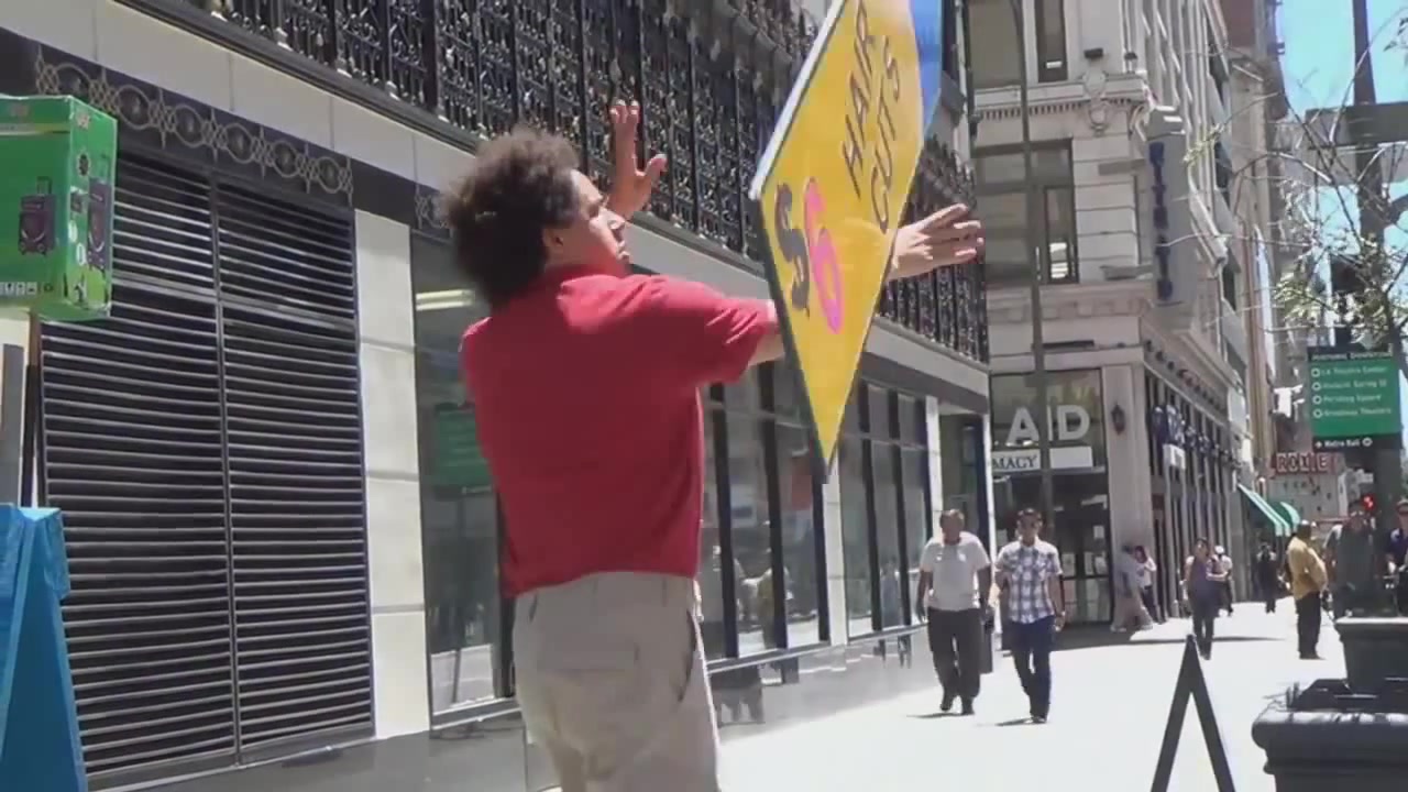 Eric Andre - Sign Waver 1 - Coub