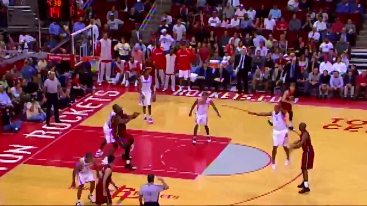 Shaq dunks on Mutumbo - Coub