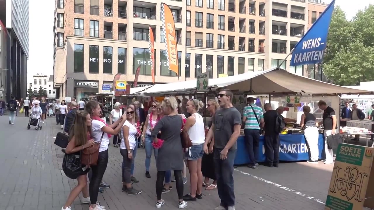 The Human Dinosaur - Coub