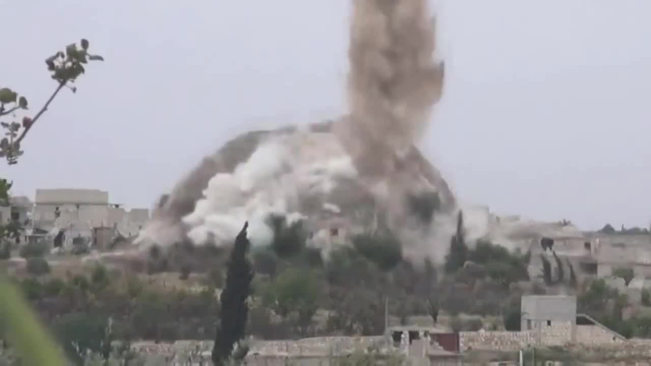 UNCUTET BIGGEST EXPLOSION COMPILATION 2015 | Full HD | ExplosionBros - Coub