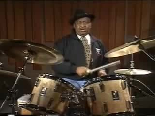 Bernard "Pretty" Purdie: 16th Note Shuffle - Coub