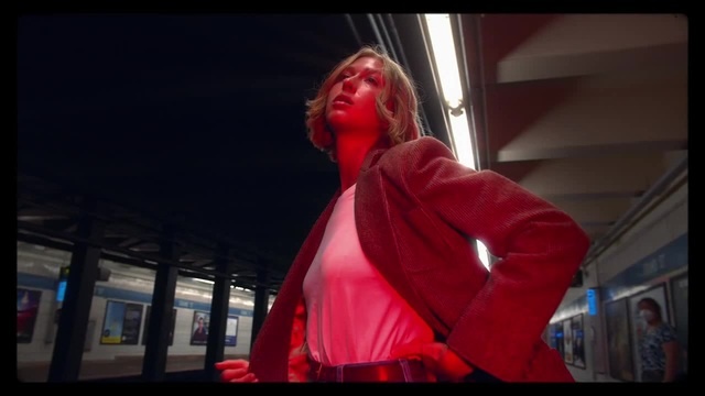 Stuck In The Subway | Fashion Short Film - Coub