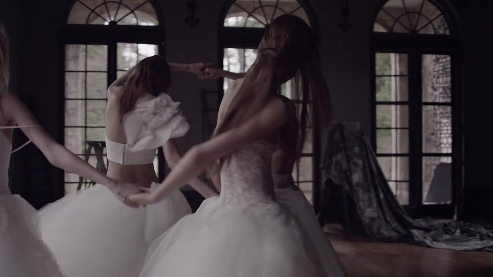 Dance of brides - Coub