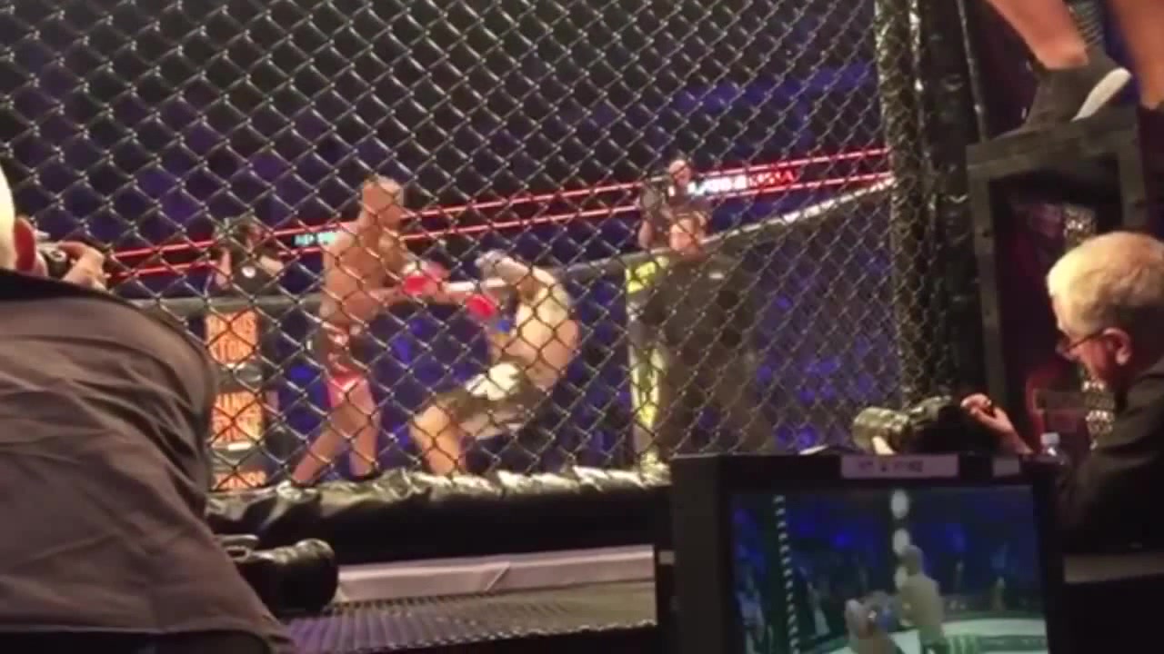 Cyborg's skull fractured by MVP - Coub