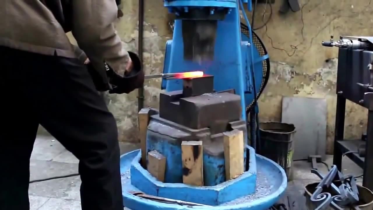 mr. craftsman - Coub