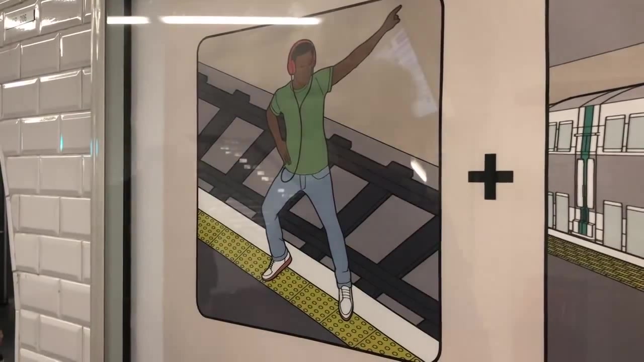 Памятка в парижском метро | Paris subway - Coub