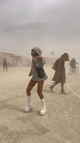 Sand storm at Katherinne Rodriguez - Coub