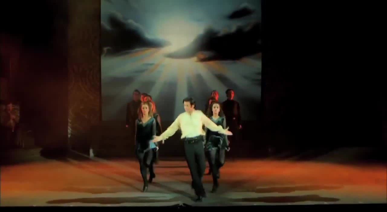 Reel Around The Sun - Riverdance Live from Beijing - Coub
