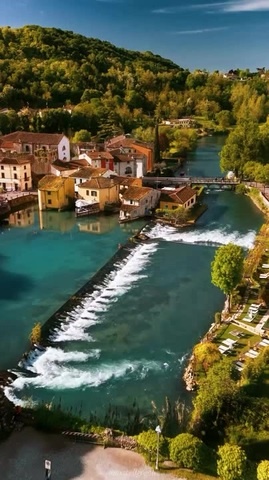 Borghetto Village in Italy - Coub