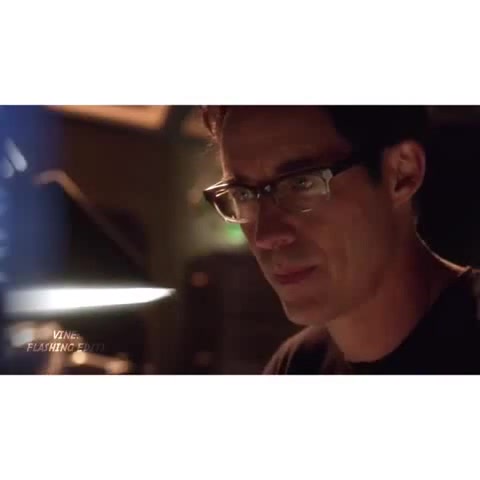 the reverse flash returns || 2x11 song: pity party - XVII remix - Coub