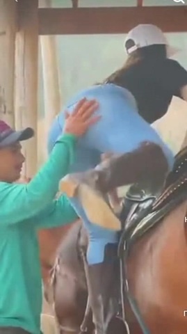 поза наездница - Coub