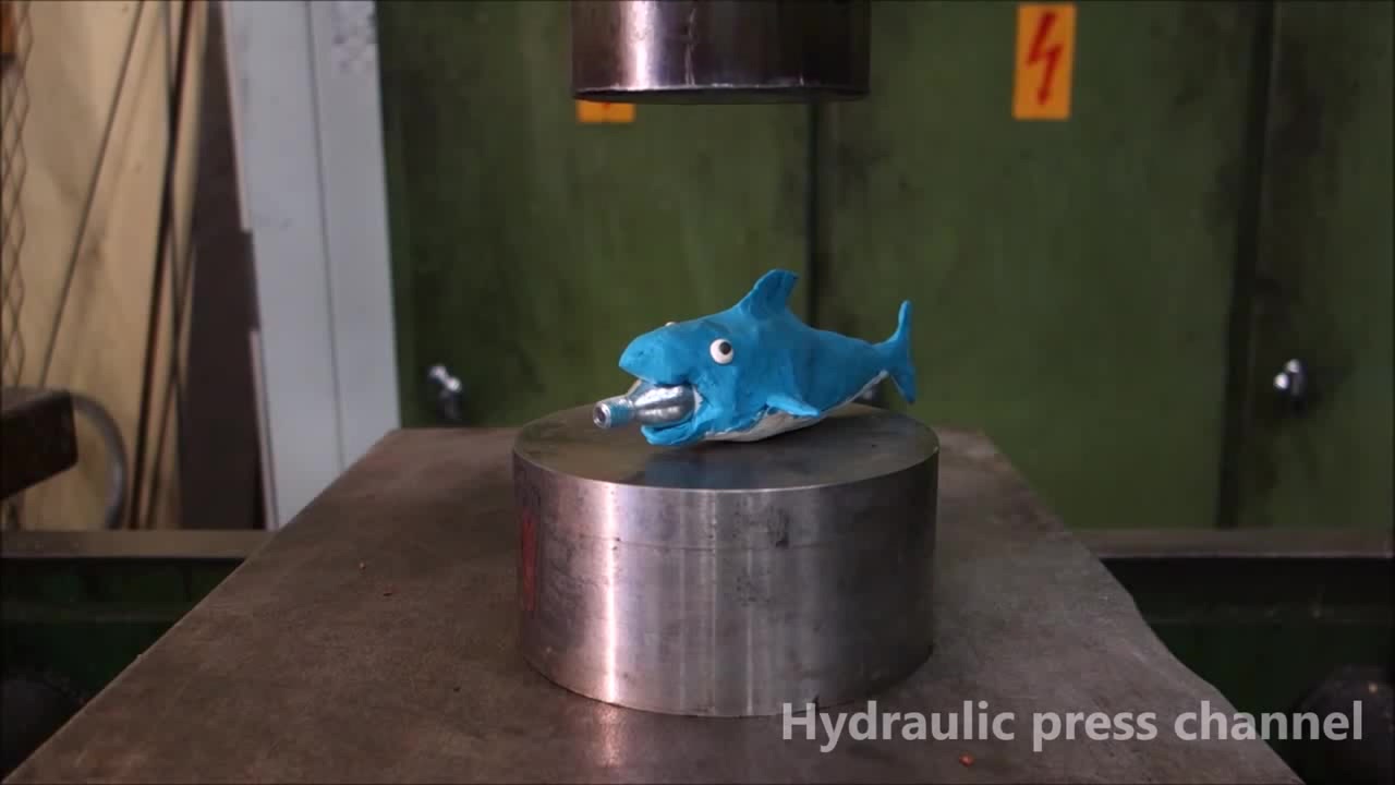 Crushing exploding stuff with hydraulic press - Coub
