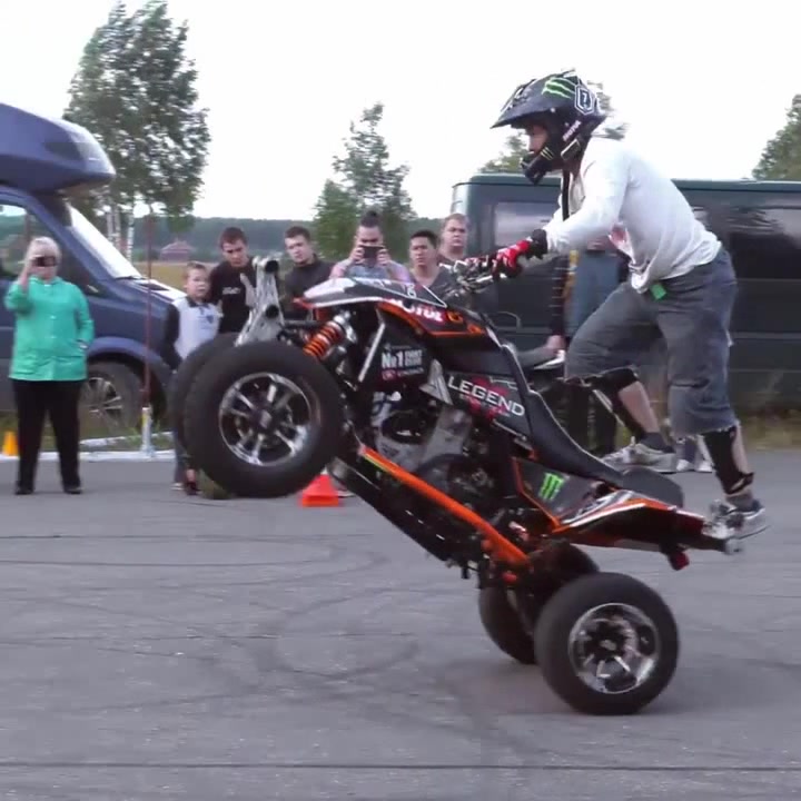 Wow.. He made a lot of great stunts, showed aggression and skill. - Coub