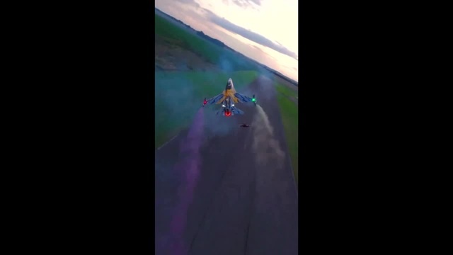 Jet chased by Drones - Coub