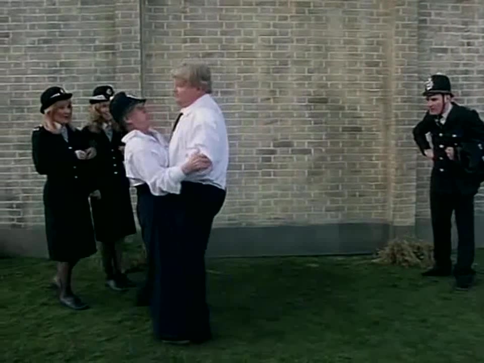 Blue Oyster Cops - Coub