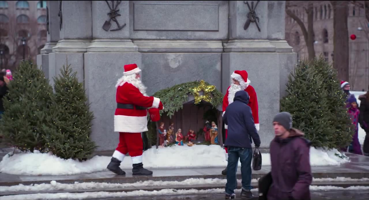 Good Santa vs. Bad Santa - Coub