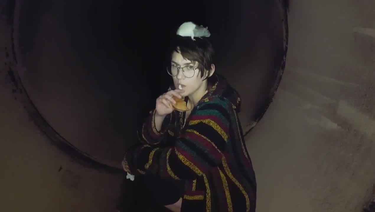 Legit Sewer Food Review: McVegan Burger - Coub