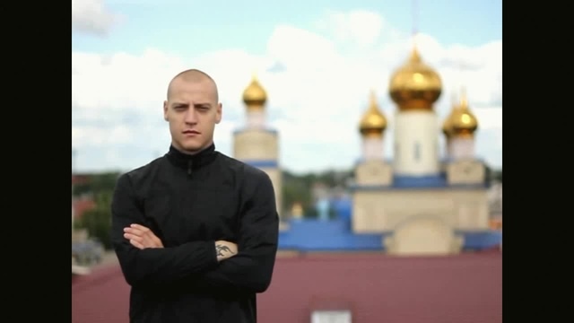 I love my little rooster and my rooster loves me - Coub