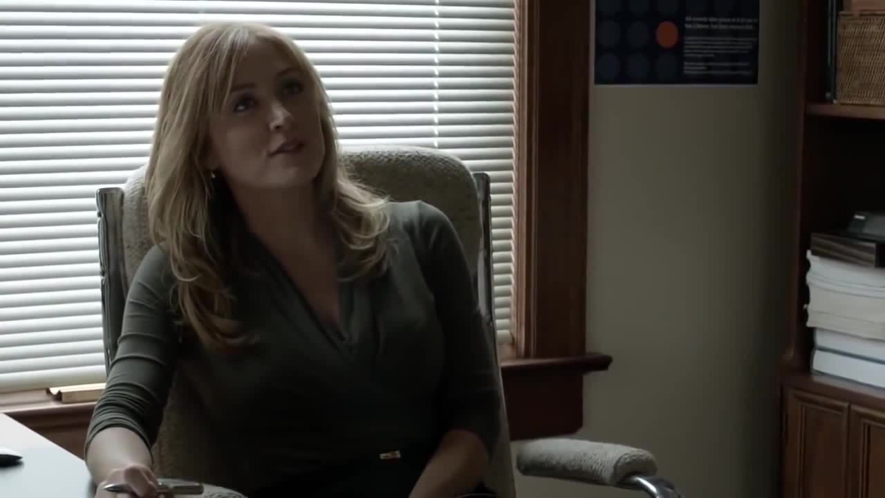 436 300 просмотров/13636245 Lip goes down - Coub