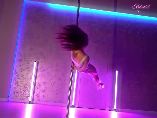 When a stripper is a helicopter pilot - Coub