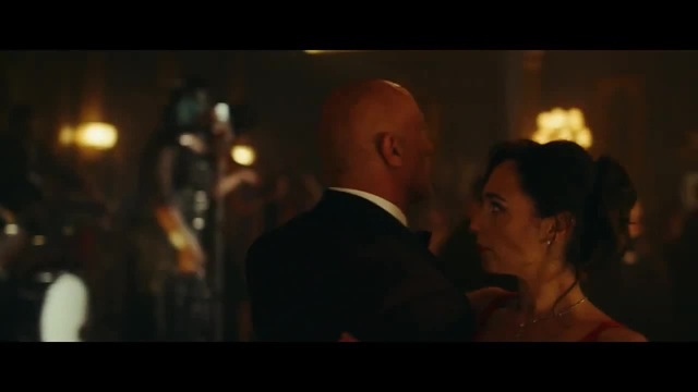 Dwayne Johnson & Gal Gadot - Dancing Together - Coub
