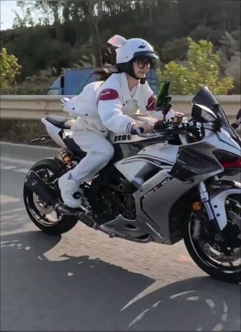 On two wheels to another dimension - Coub