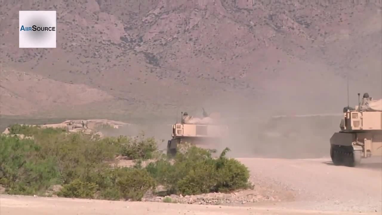 M777 Howitzers & M109 Paladins - Heavy Metal Artillery Live Fire - Coub