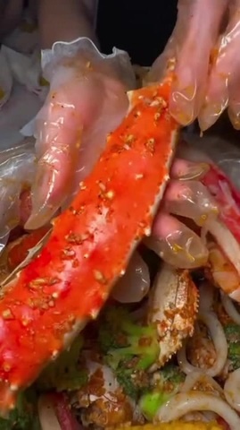 can you eat this sea food😋😋 - Coub