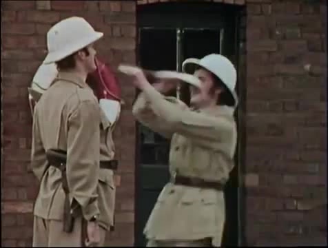 Je t'aime fishy -Monty Python - Coub