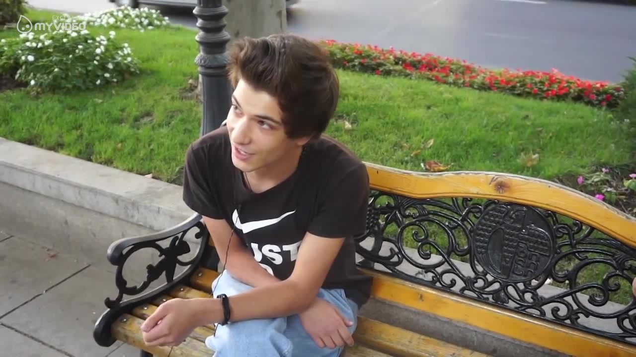 გოგო გოგოს აღარ გავს და ბიჭი ბიჭს Coub