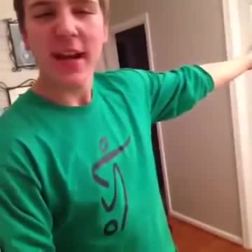 How to dive through a door (Vine) - Coub